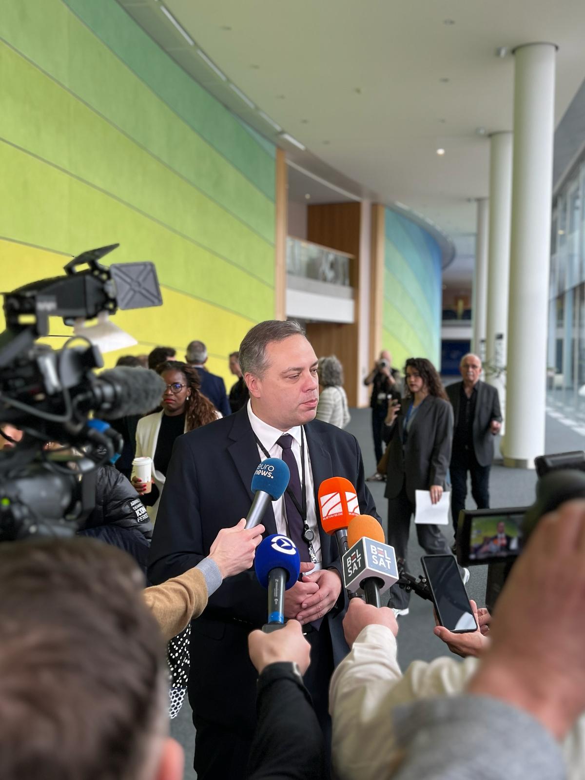Vladimir Milov, Colleague and Friend of Alexei Navalny, Addresses ...